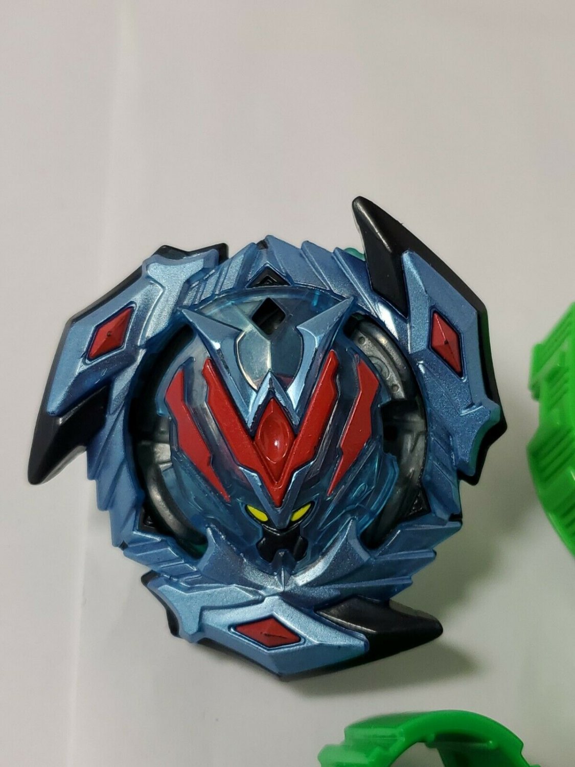 Beyblade Burst Evolution WONDER VALTRYEK V4 Energy Layer Rare Spinning ...
