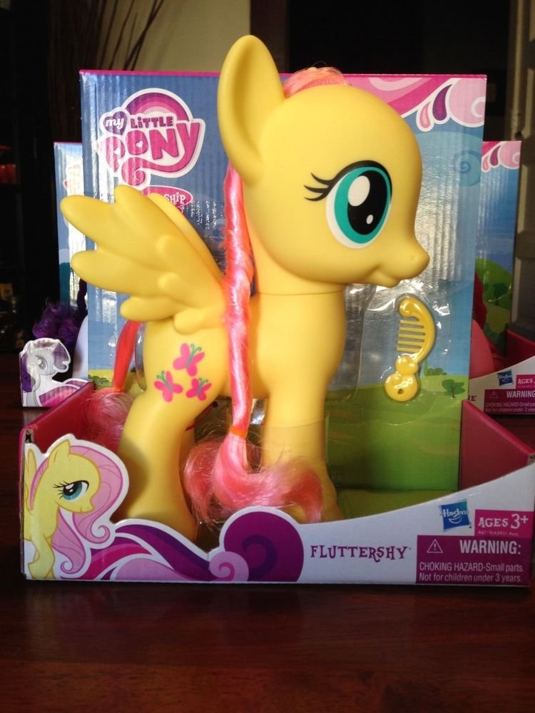My Little Pony Deluxe 9" Brushable Fluttershy w/FREE Pony Blind Bag