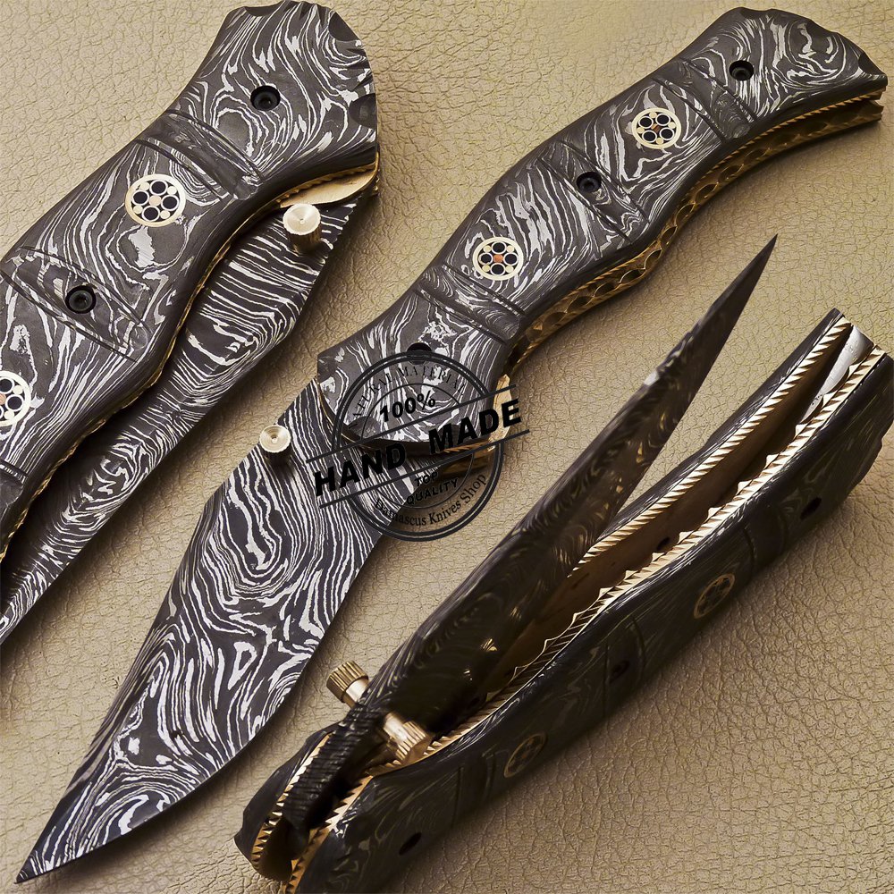 Professional Damascus Folding Knife Custom Handmade Knife 1300
