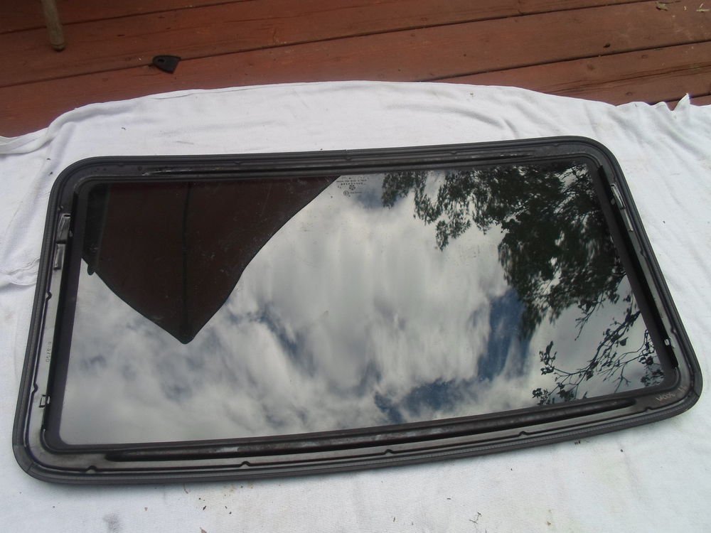 1999 CHRYSLER CONCORDE SUNROOF GLASS PANEL NO ACCIDENT! OEM FREE ...