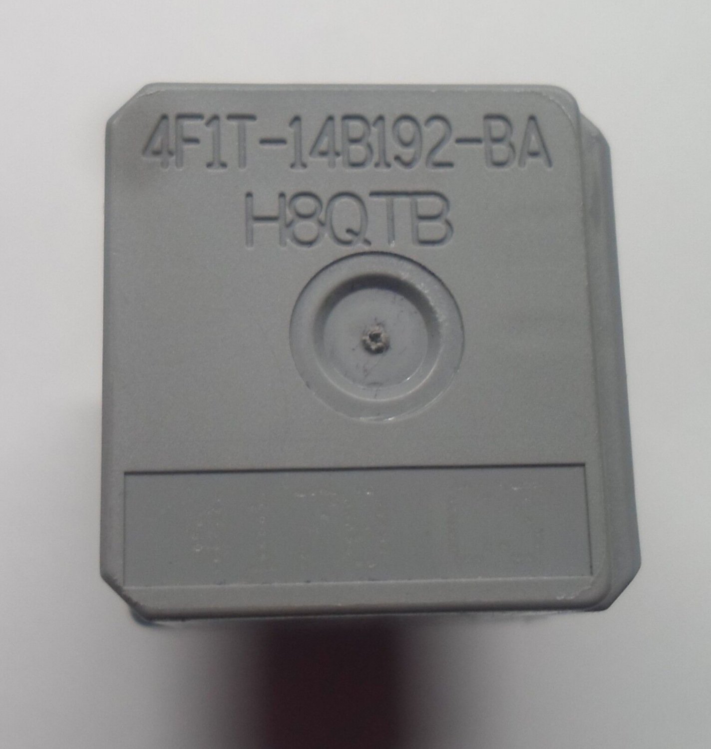 FORD OEM RELAY 4F1T-14B192-BA H8QTB TESTED FREE SHIP 1 YEAR WARRANTY F9