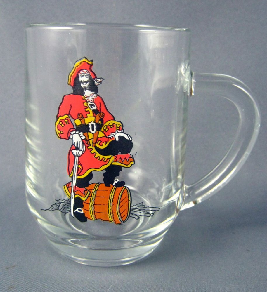 VINTAGE CAPTAIN MORGAN RUM 8oz GLASS MUG