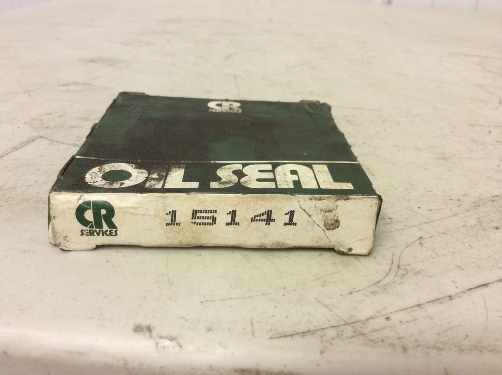 SKF CR Chicago Rawhide 15141 Oil Seal