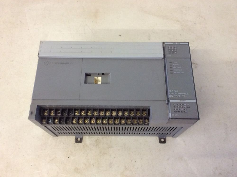 Allen Bradley 1747-L30C PLC Series B FRN 6 SLC500 Tested 1747L30C