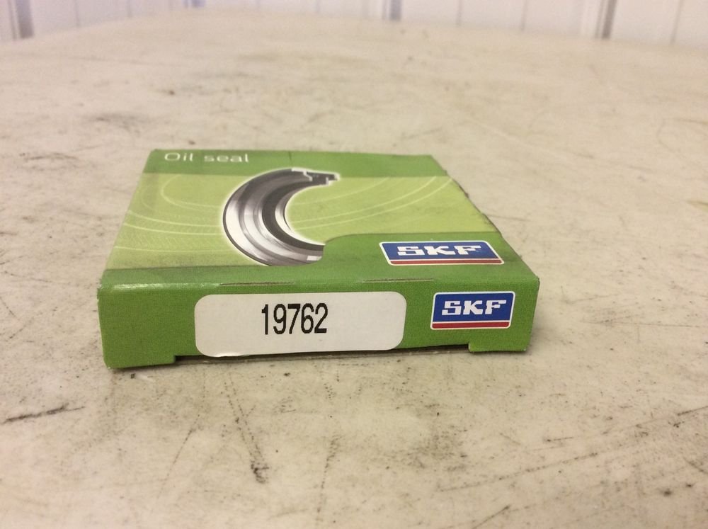 SKF CR Chicago Rawhide CR 19762 Oil Seal