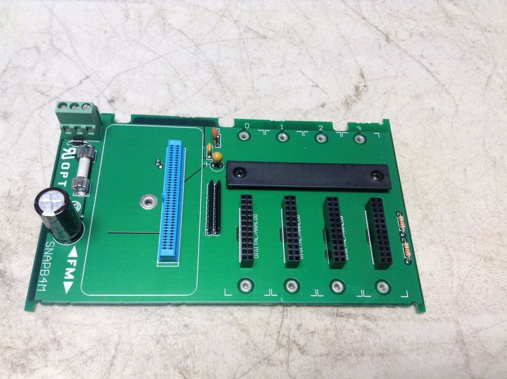 Opto 22 SNAPB4M Snap I/O 4 Slot Chassis Rack SNAP-B4M Opto22