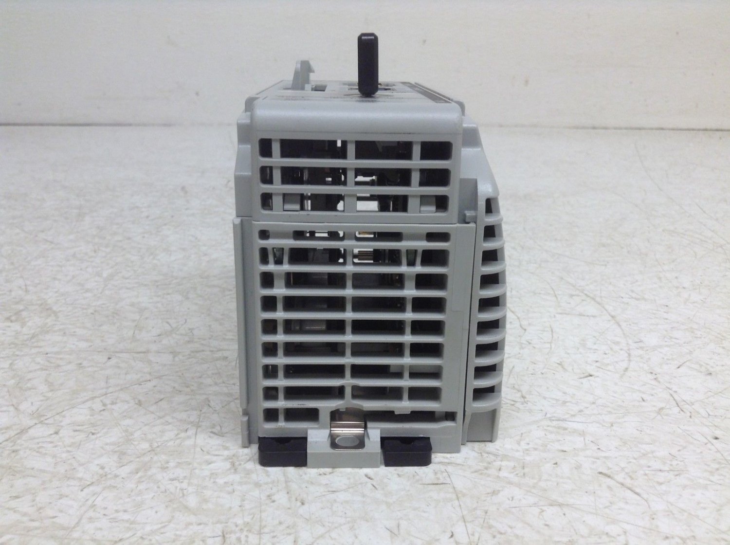 Allen Bradley 1769-L35E CompactLogix Logix 5335E Processor Ser A F/W 1. ...