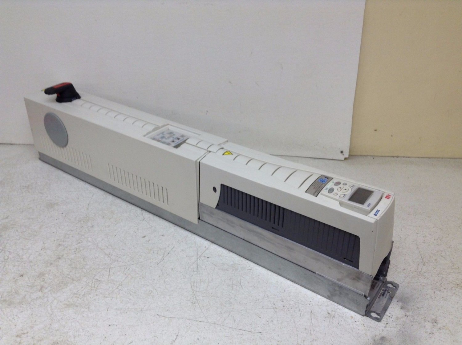 ABB ACX550-U0-024A-2 ACH550-VCR-024A-2+F267 7.5 HP 240 VAC HVAC Drive