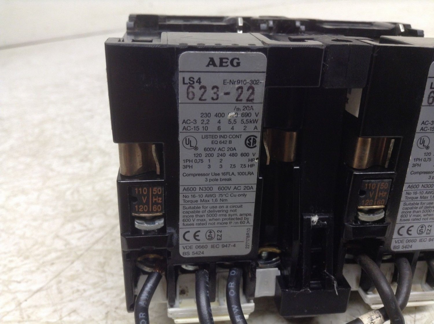 AEG LS4 Reversing Motor Starter 110/120 VAC Coil 7.5 HP @ 480 V 10E LS4.10