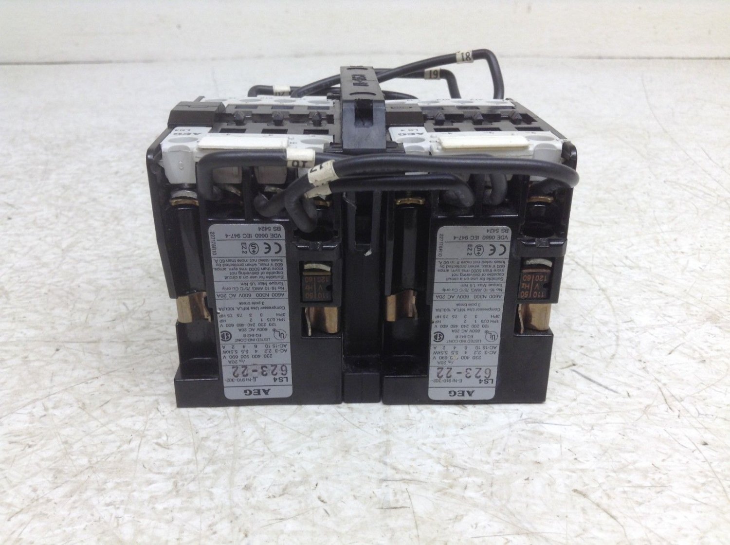 AEG LS4 Reversing Motor Starter 110/120 VAC Coil 7.5 HP @ 480 V 10E LS4.10