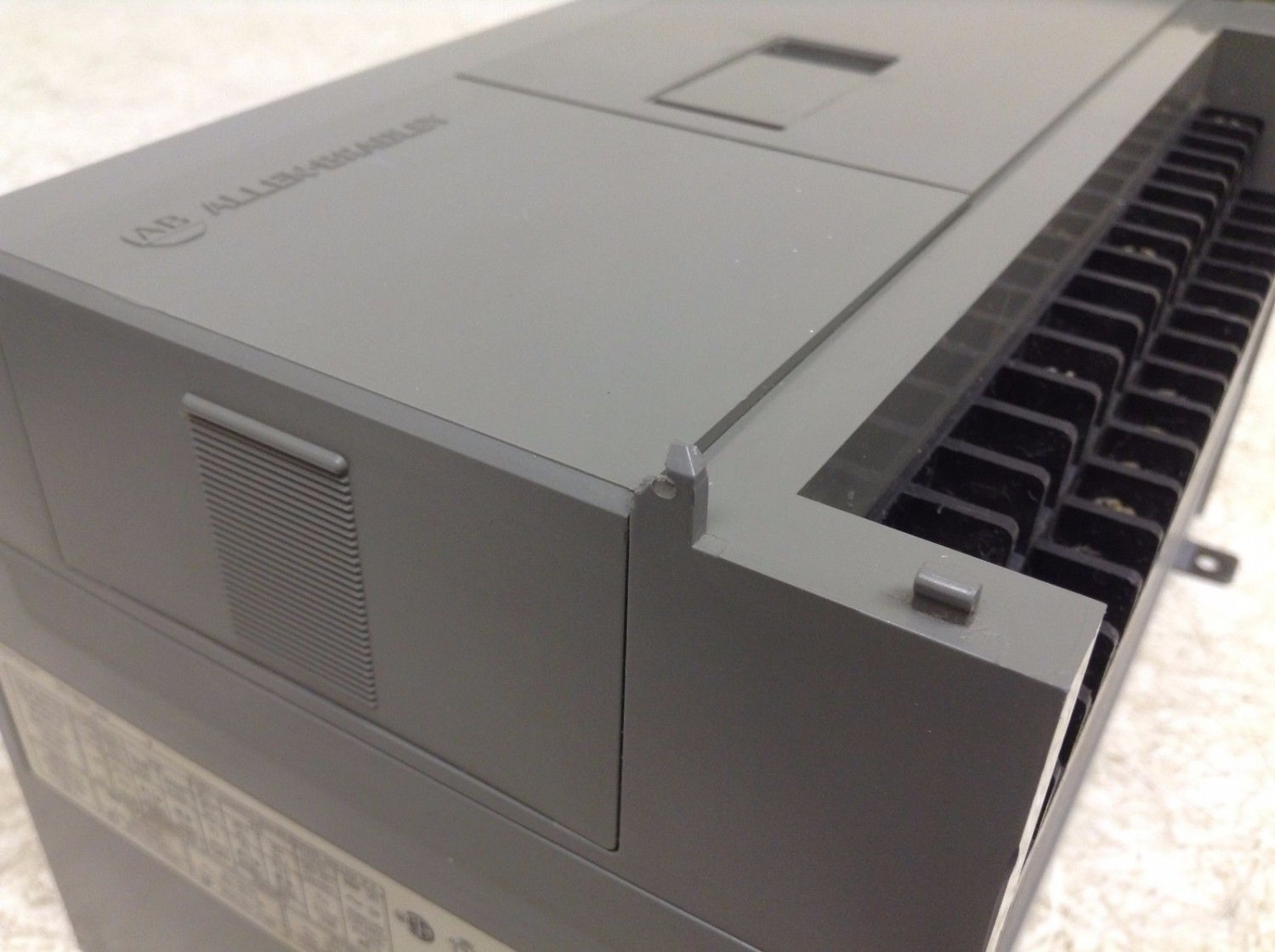 Allen Bradley 1747-L40A SLC 500 40 I/O Processor Unit Ser B FRN 4 1747L40A