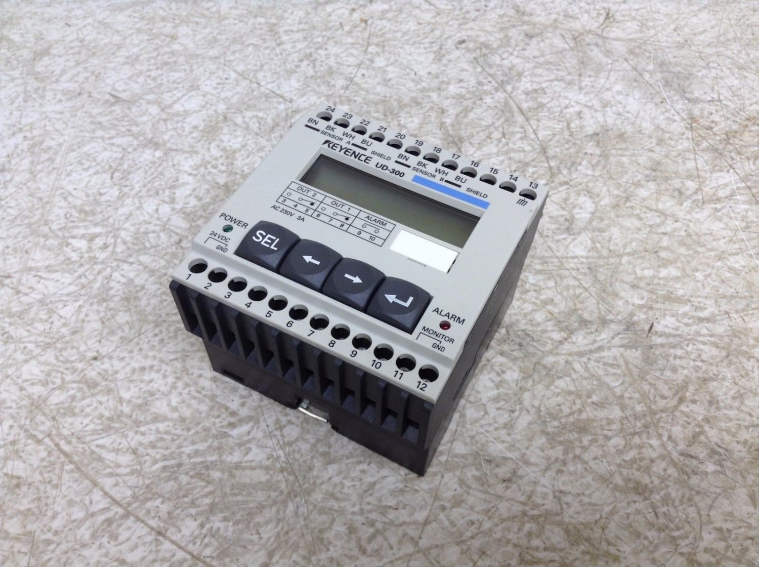 Keyence UD-300 Ultrasonic Displacement Sensor Series Controller UD300