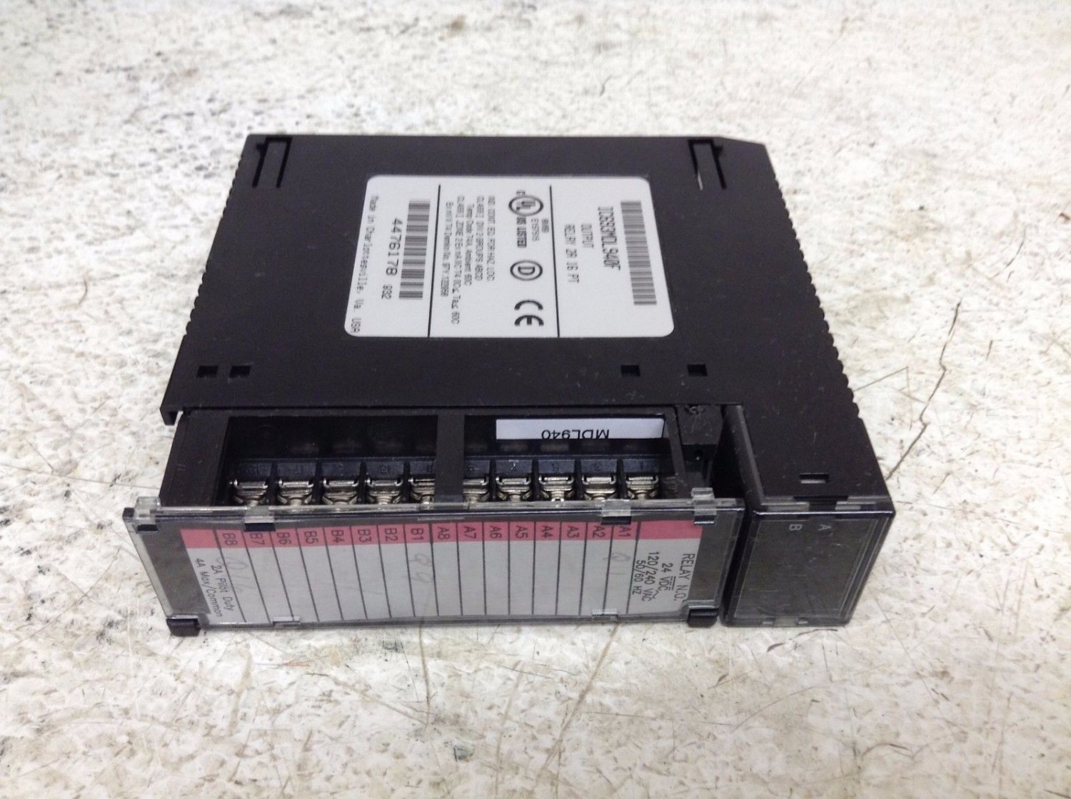 GE Fanuc IC693MDL940F Output Relay 2A 16 PT IC693MDL940 IC693 90-30