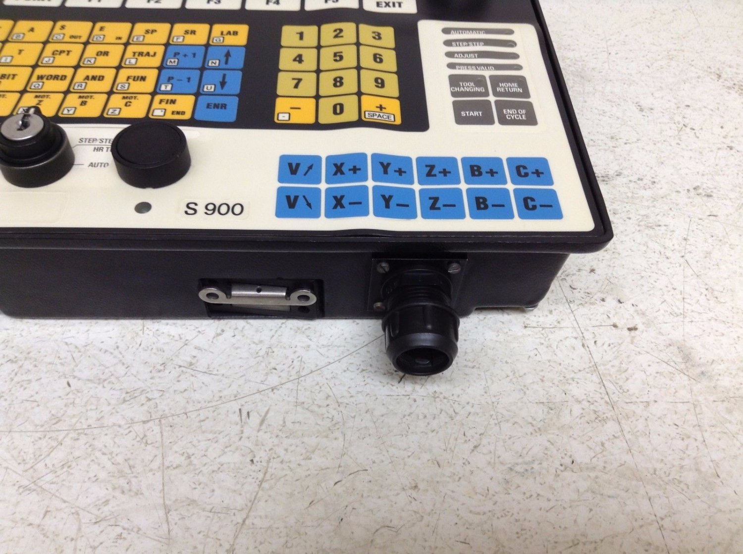 Sepro Robotique S900 Teach Pendant Controller S-900