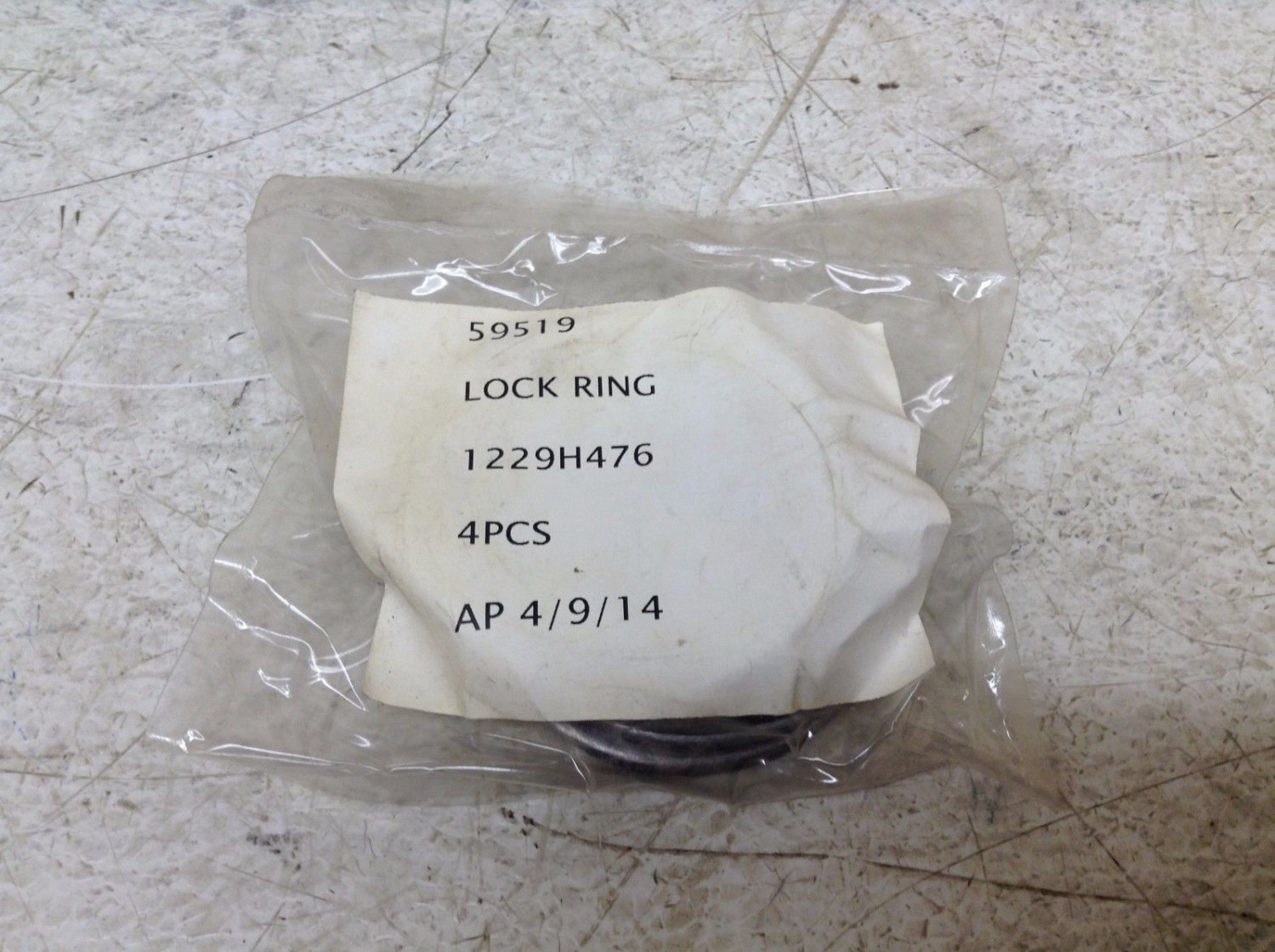 Meritor 1229H476 Lock Ring Bag of 4 New