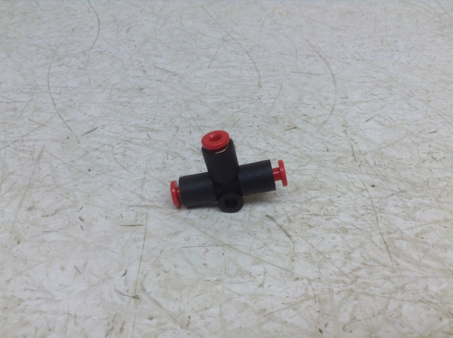 SMC 1/8" Pneumatic T Connector Fitting Air Line