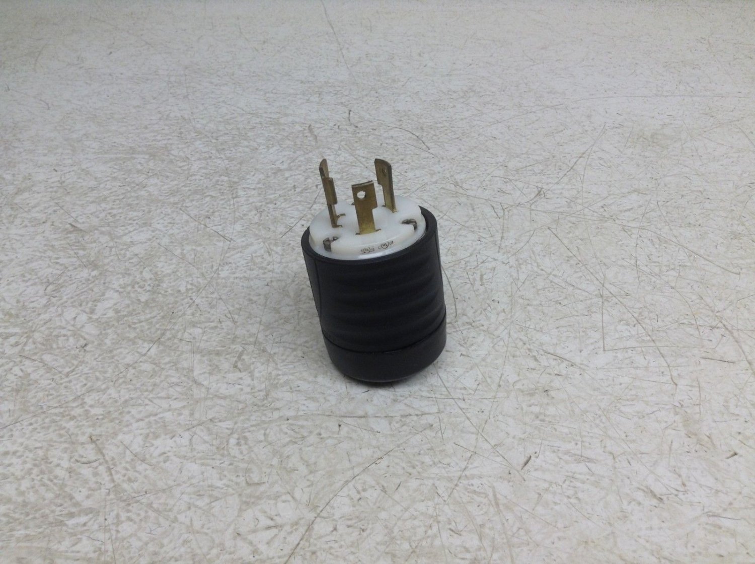 P&S Pass & Seymour Legrand Plug L530P 30 A Amp 125 V VAC