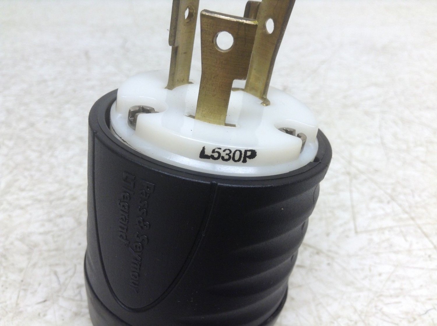 P&S Pass & Seymour Legrand Plug L530P 30 A Amp 125 V VAC