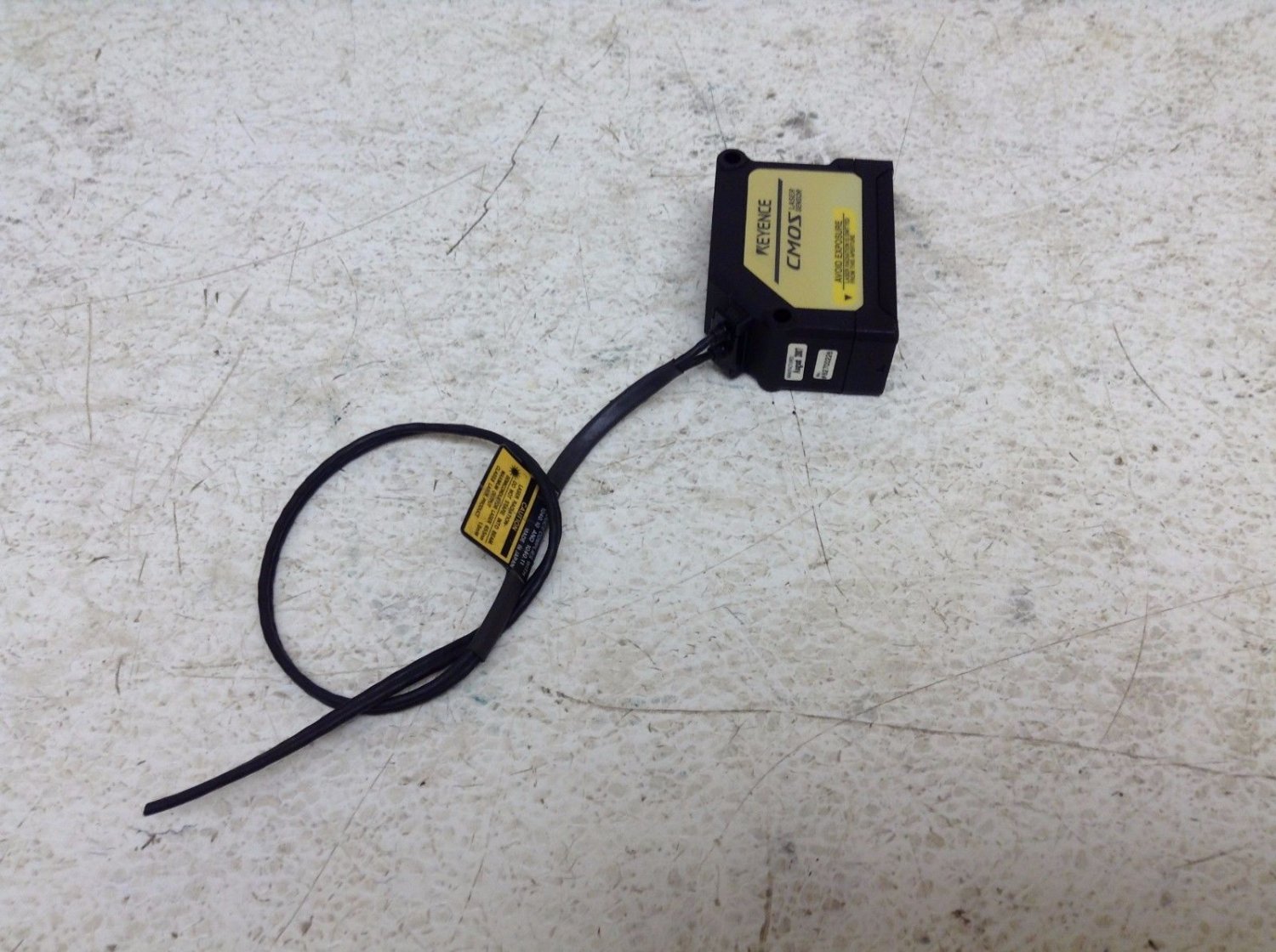 Keyence GV-H450 CMOS Laser Sensor GVH450