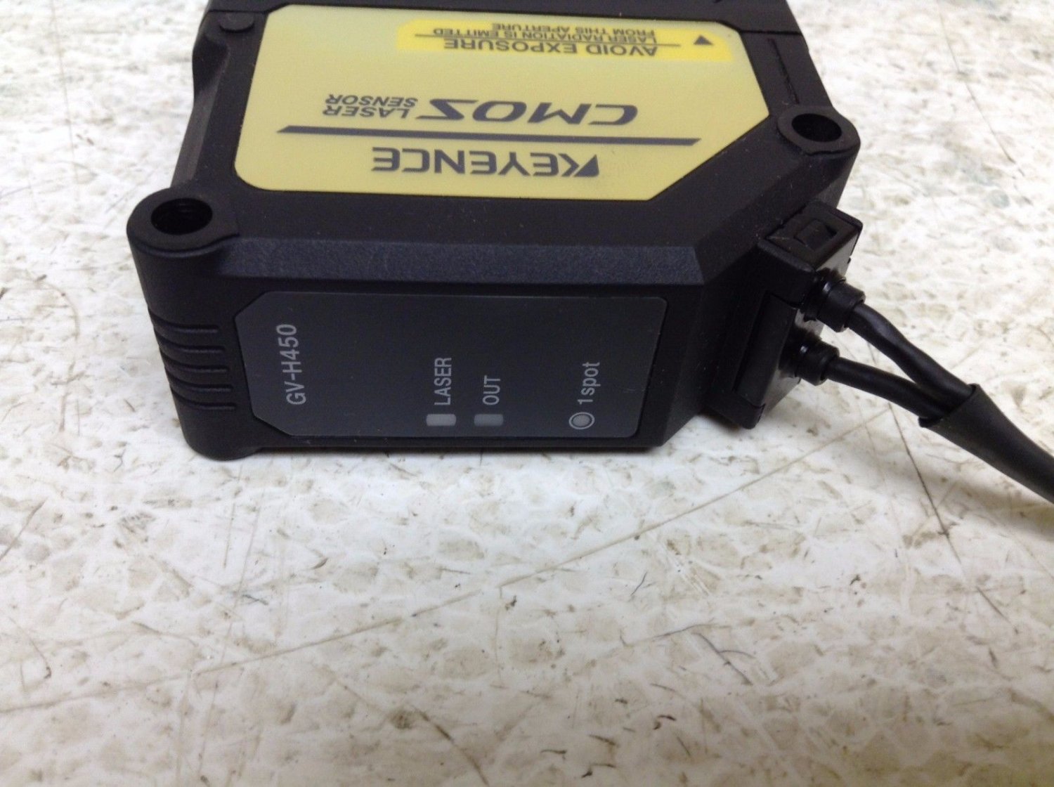 Keyence GV-H450 CMOS Laser Sensor GVH450