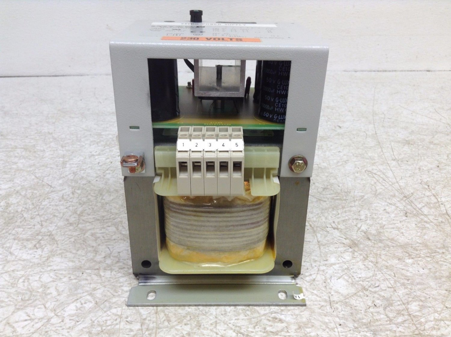 Lutze NG24/10-2932 24 VDC 10 Amp Power Supply NG24102932