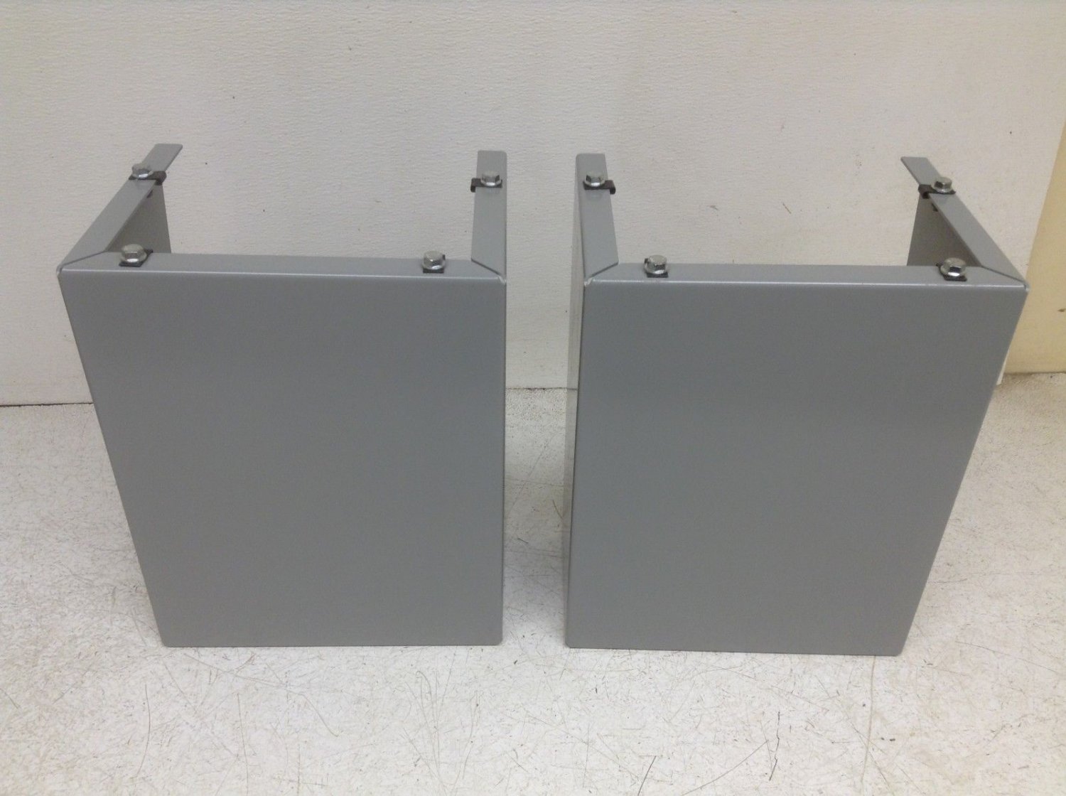 Hoffman Mclean Panel Mount Floor Stand Leg Legs 15" x 12" x 7.5" Set Pair