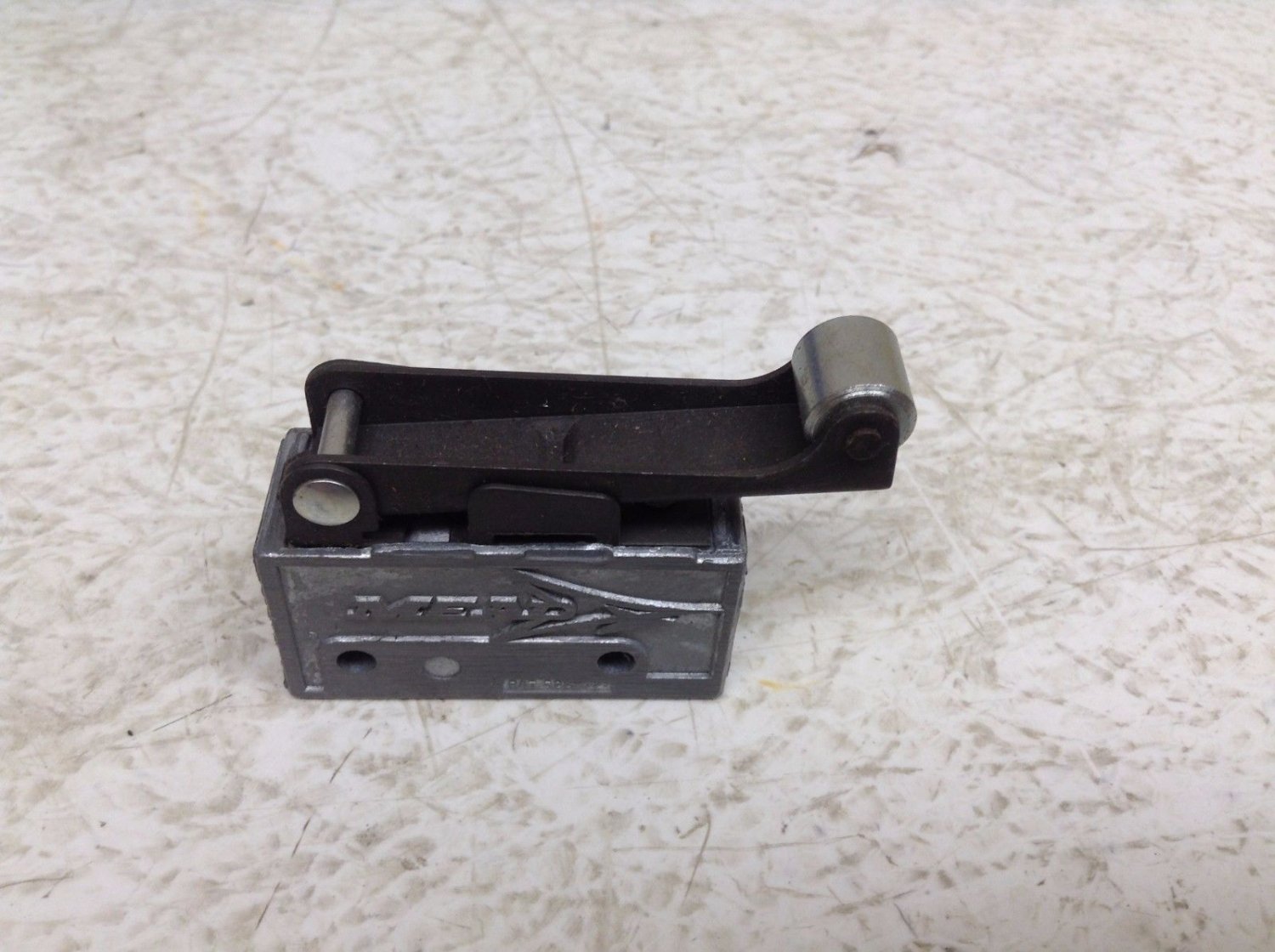 Mead MV-15 Pneumatic Limit Switch 3 Way MV15 New (TB)