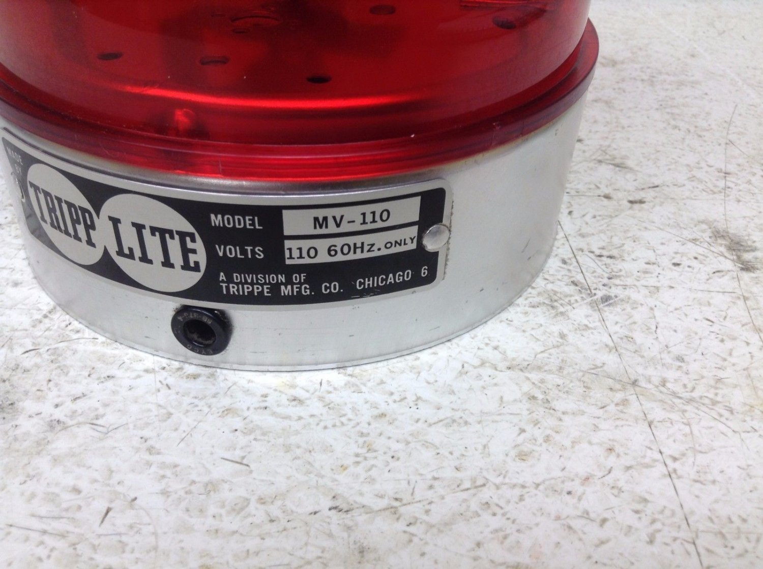 Tripp Lite MV-110 110 VAC Red Beacon Safety Light TrippLite MV110