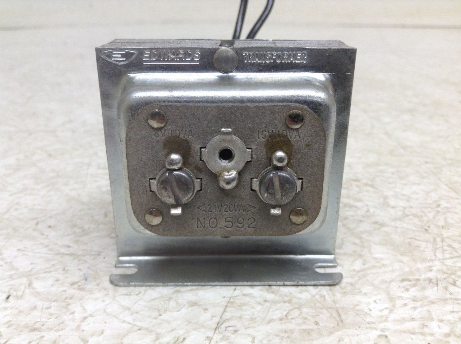Edwards 592 Transformer 120 VAC Coil Primary 24 VAC 20 VA Secondary