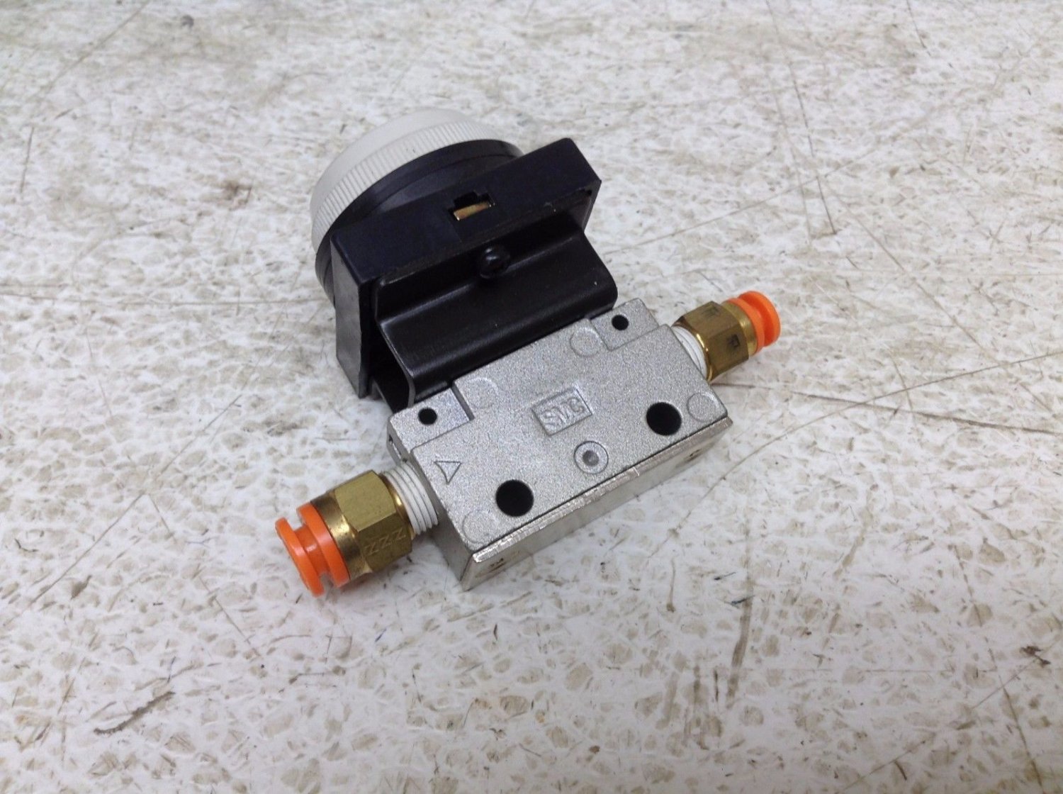 SMC NVM13 Pneumatic Valve