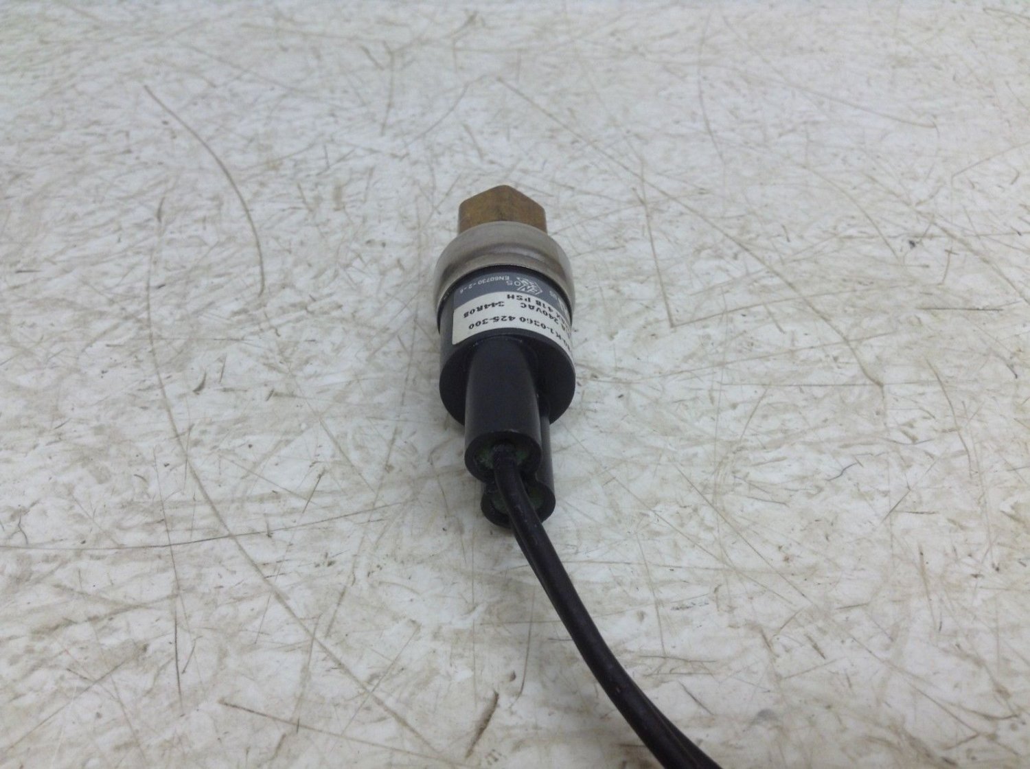 Mars PS80-K1-0360 425-300 Pressure Switch 240 VAC Texas Instruments Sensata