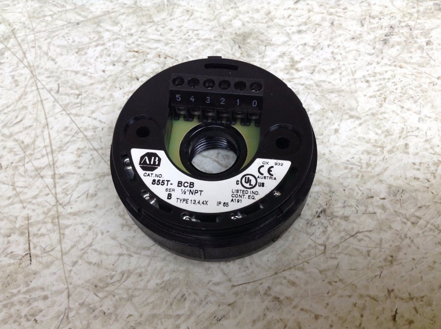 Allen Bradley 855T-BCB Base Stack Light 855TBCB (TB)