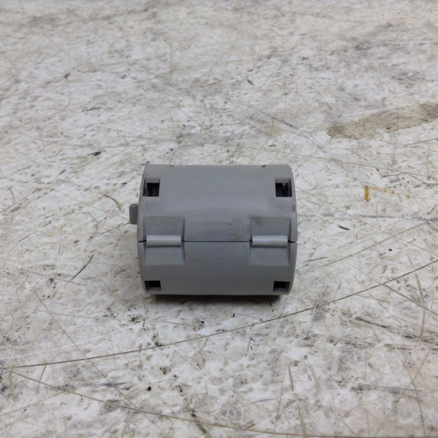 TDK ZCAT3035-1330 Filter Ferrite Cable Clamp ZCAT30351330