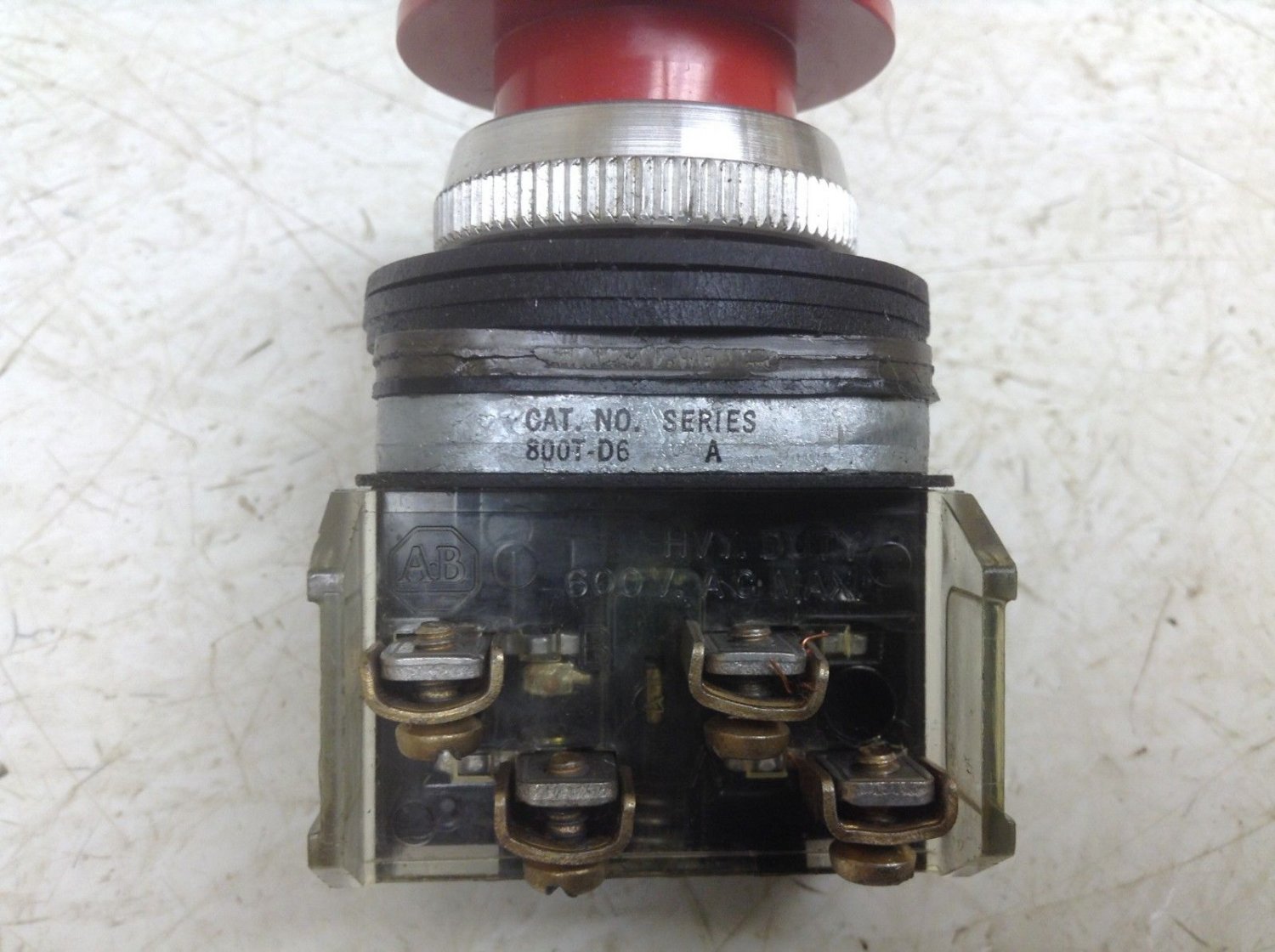 Allen Bradley 800T-D6 Red Mushroom Head Push Button 800TD6 Ser A