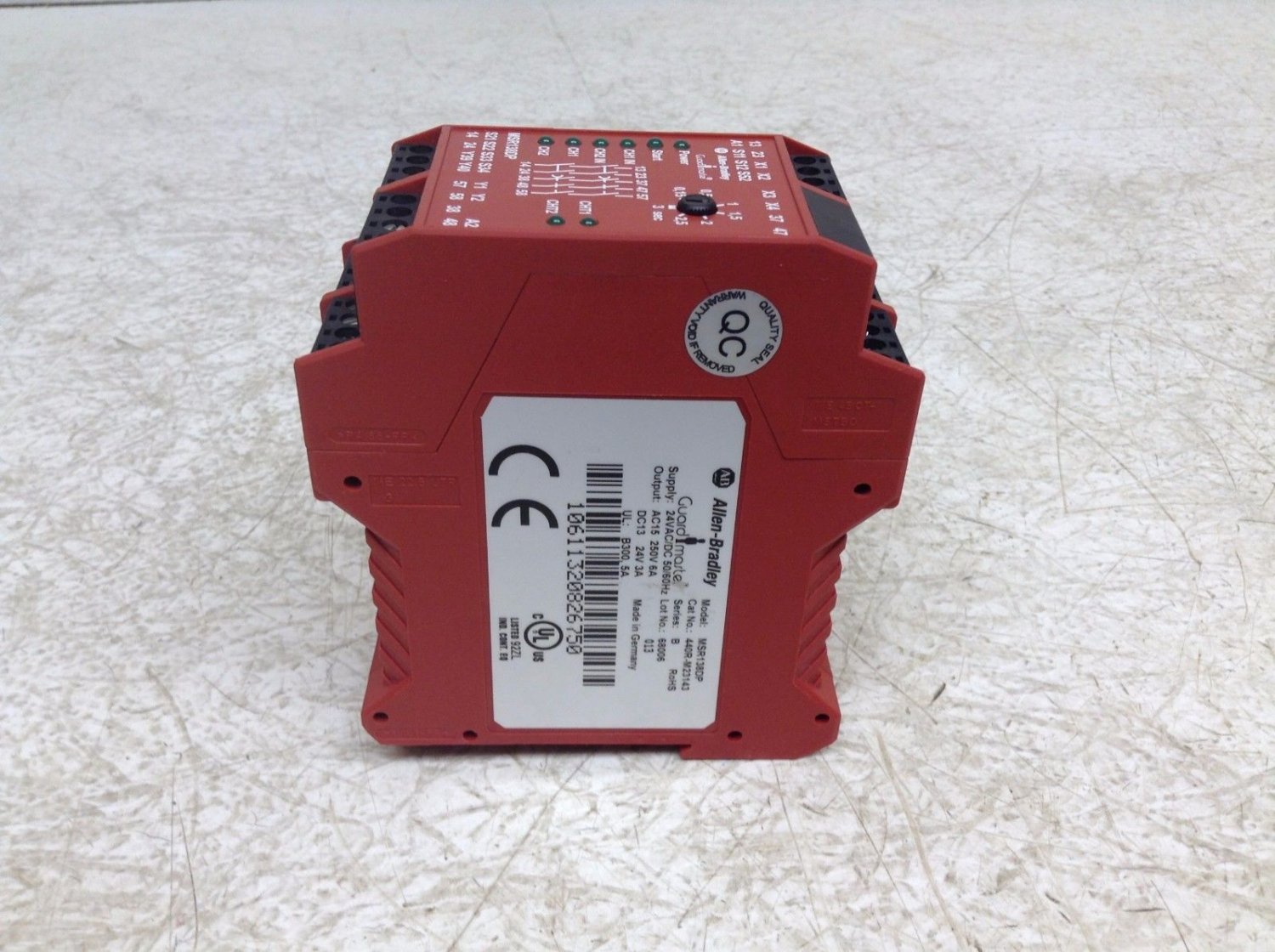 Allen Bradley 440R-M23143 MSR138DP 24 V AC/DC Safety Relay 440RM23143