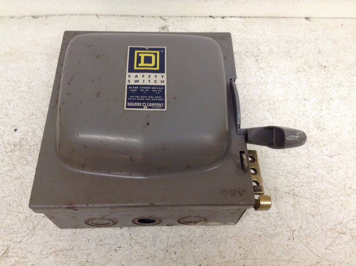 Square D H321N 30 Amp 240 VAC Fusible Disconnect Switch H-321-N (TSC)