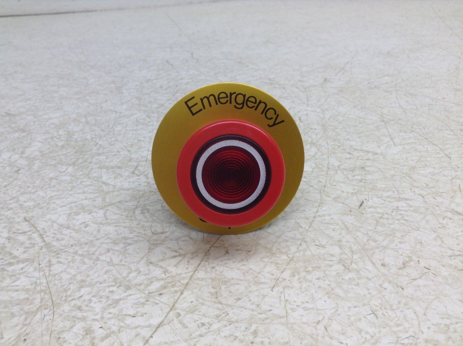 ABB MCB-01 Red Illuminated Push Pull Button MLB-1 MCB01 MLB1