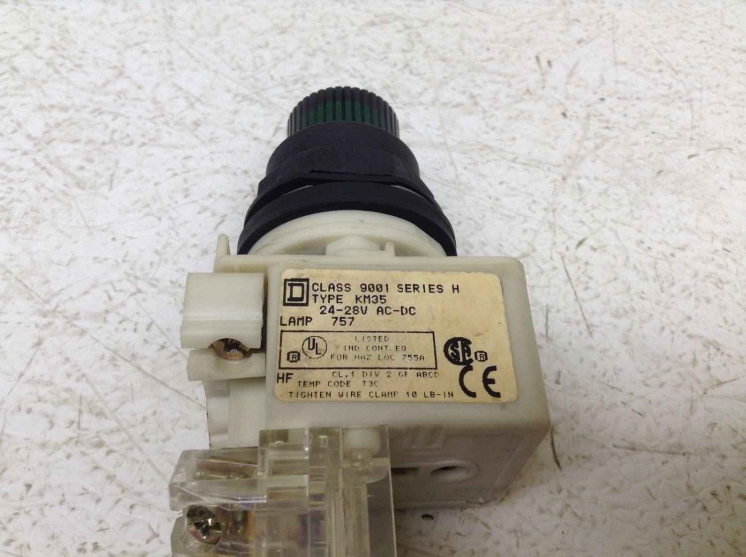 Square D 9001KM35 Green Illuminated Push Button 9001-KM35 KA-1 9001KA1 KA1