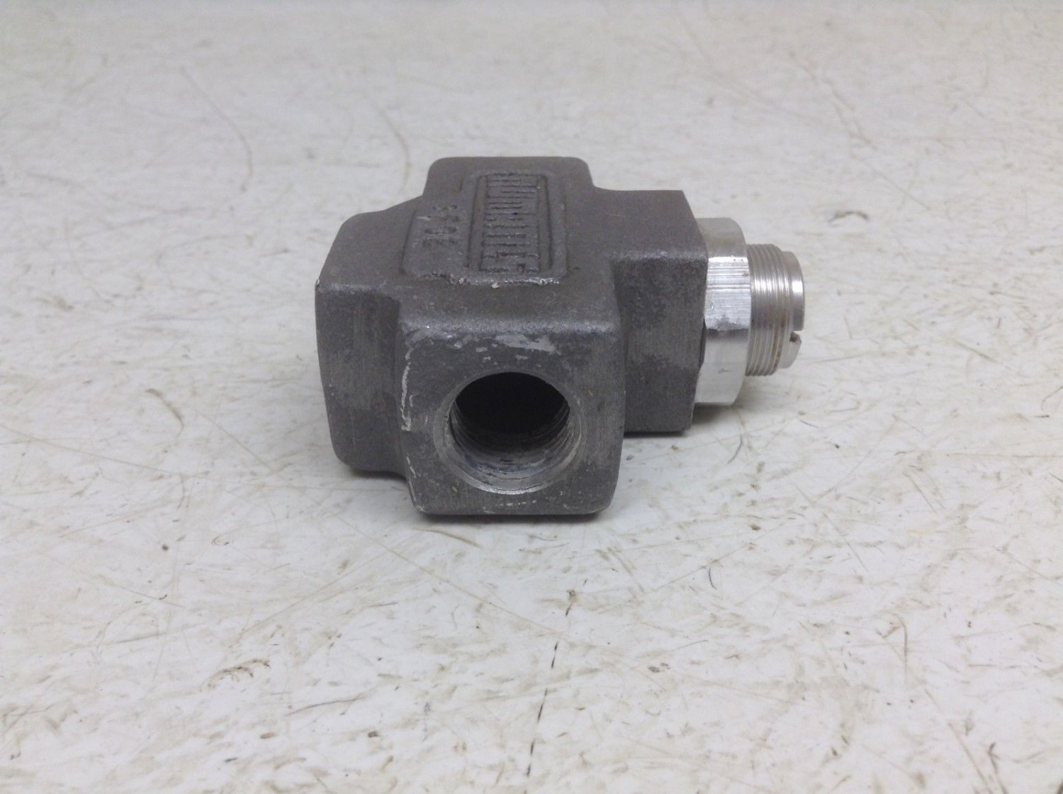 Numatics 3FC2 Flow Control Valve 3/8"