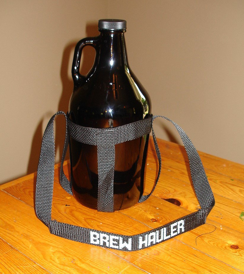 COOL NEW AMBER GLASS HALF GALLON GROWLER w/BREW HAULER SLING PUB BEER ...
