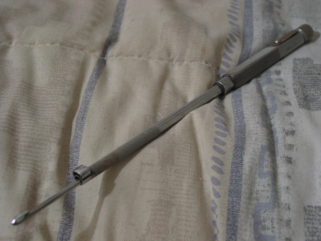 THREAD Pulling Deep Surgery Tool Retired Medical Device