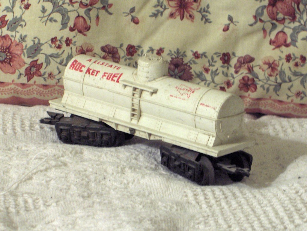 MARX 1 Dome White Tanker Car Allstate Rocket Fuel