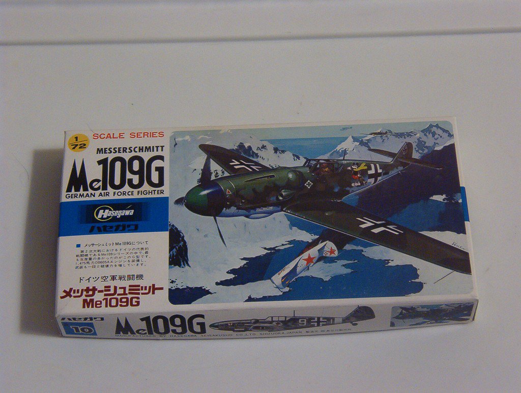 MESSERSCHMITT ME 109 G German Military Airplane Model Kit Hasegawa 1/72