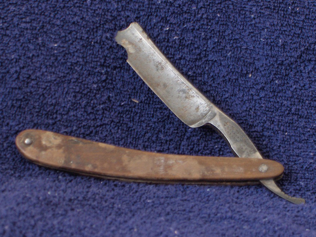 W GREAVES SONS Antique Folding Straight Razor Damaged