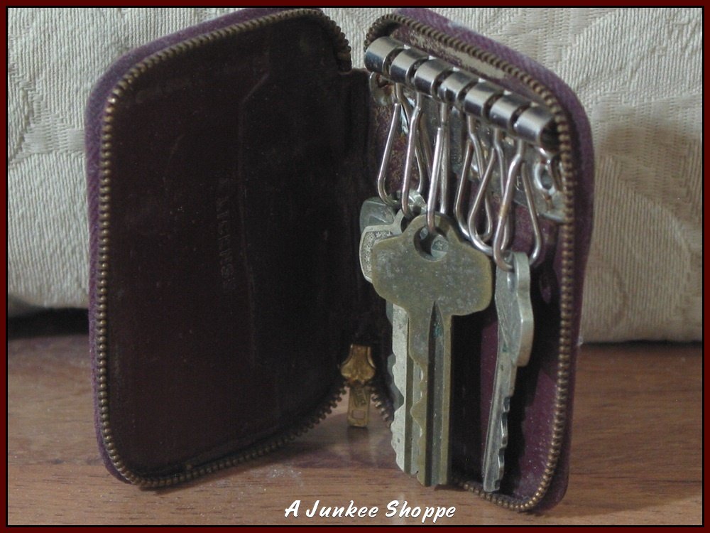 BEST KEYs And Antique Samson Key Case With Prentice Zipper 1938 1941 Era