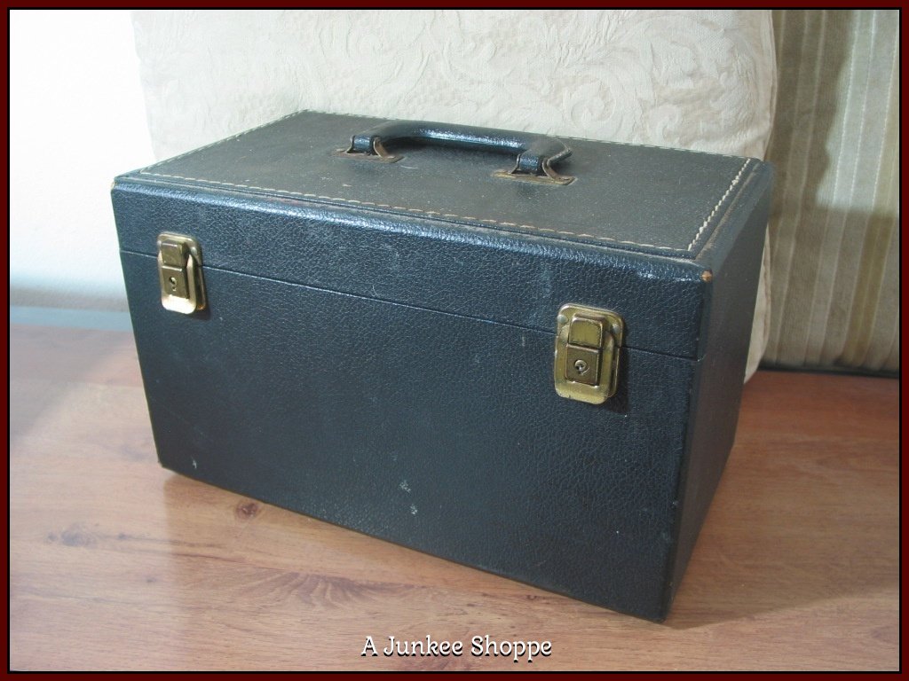 45 RPM 7" Black Vinyl Laminate On Wood Record Storage Case Early 1950's ...