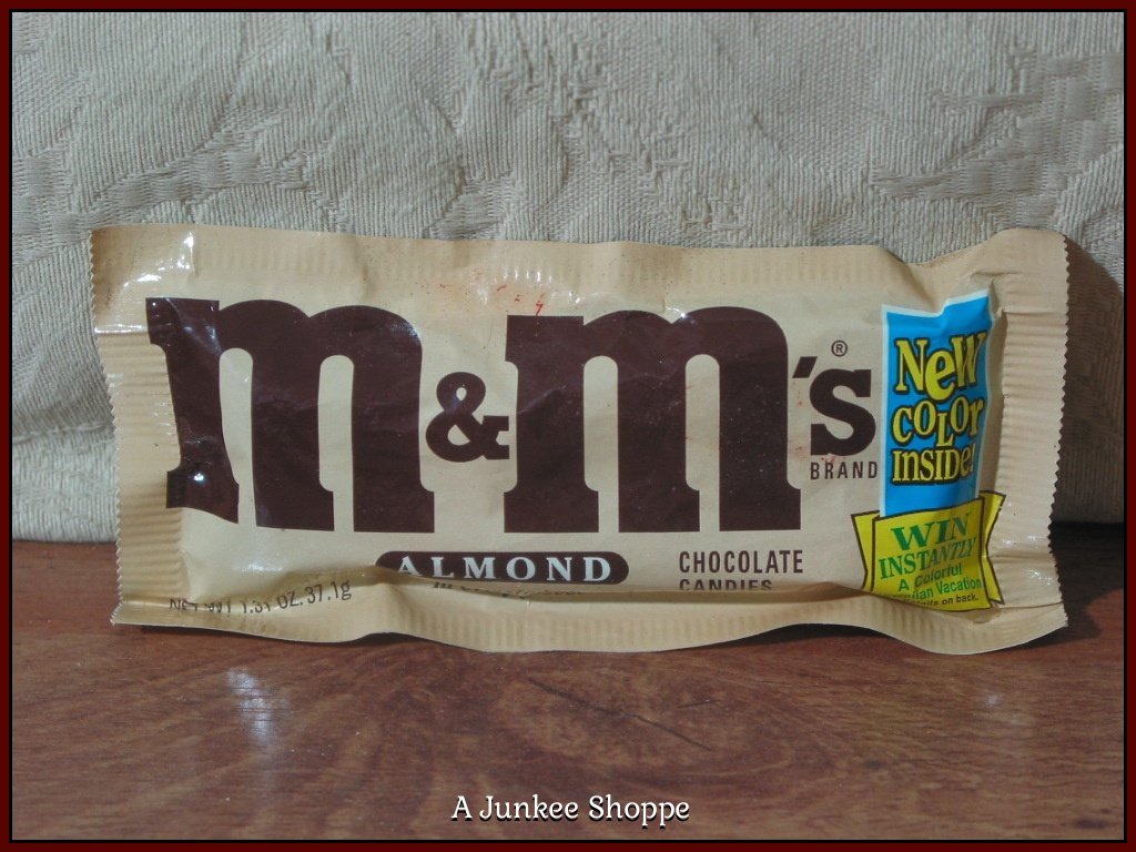 M & M's Almond Candy 1995 "New Blue Color" Package Unopened