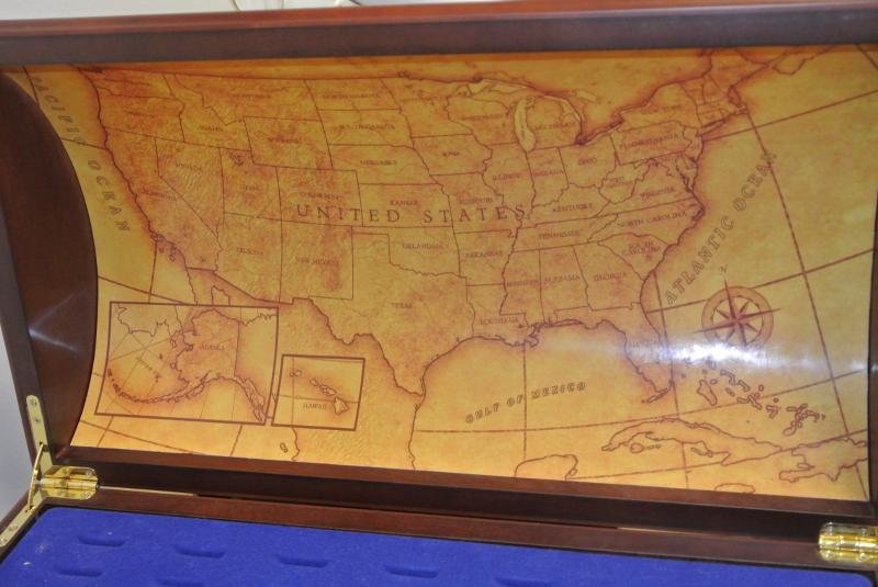 New THE DANBURY MINT US State Quarter Treasure Chest Storage Box, No Coins