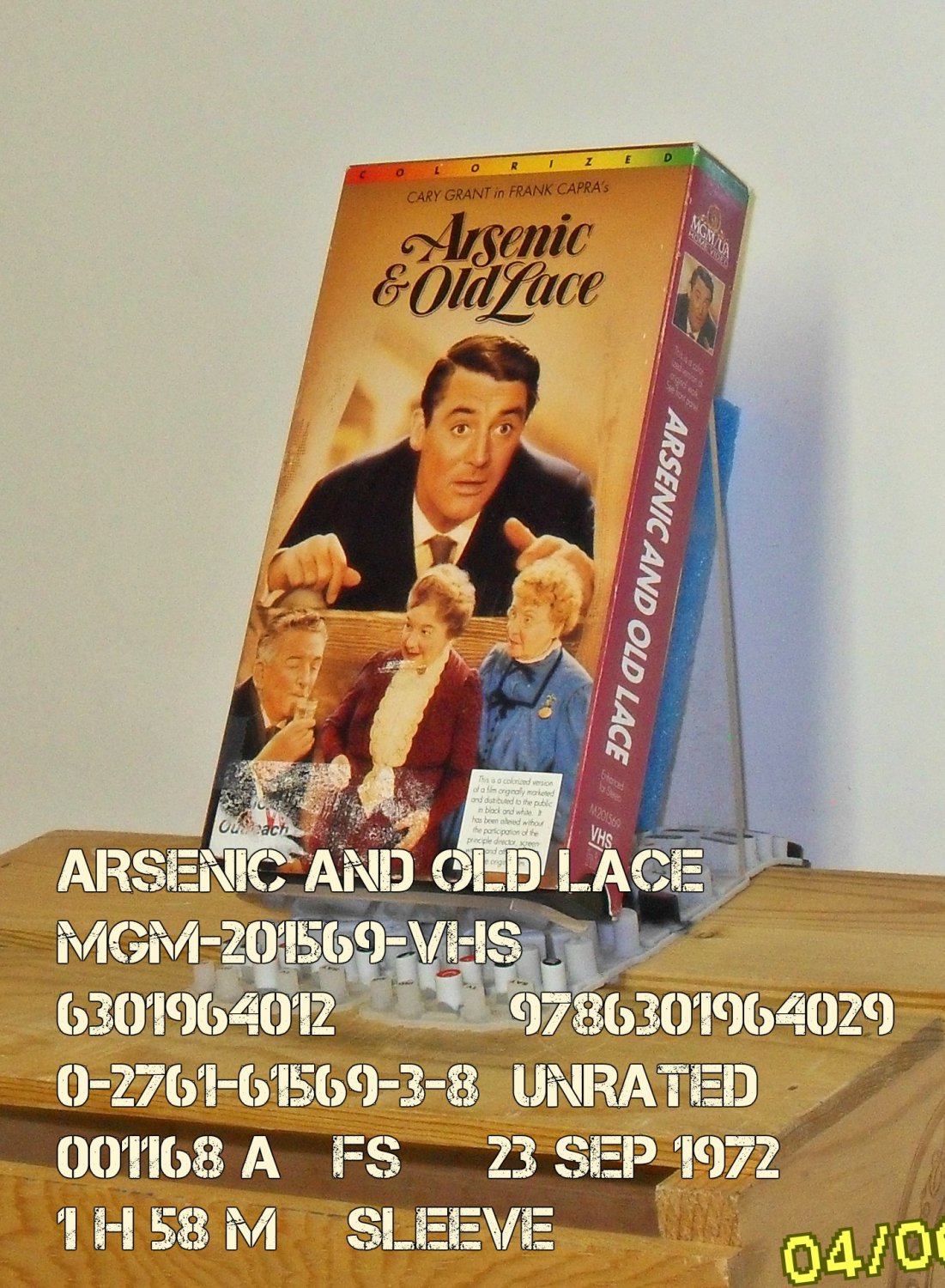 VHS - ARSENIC AND OLD LACE