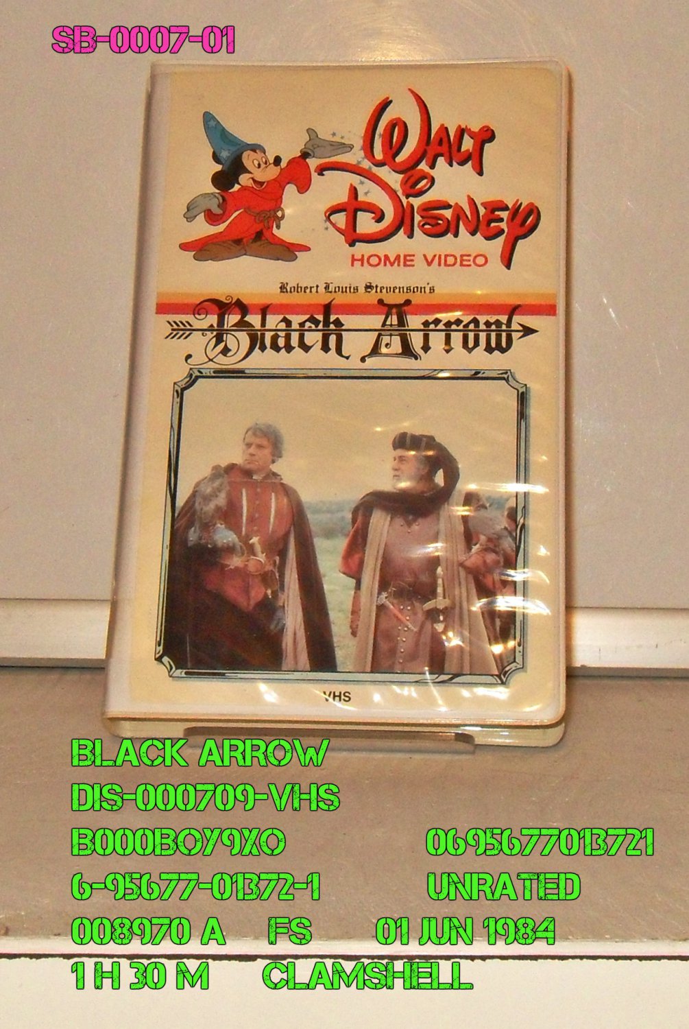 VHS - BLACK ARROW